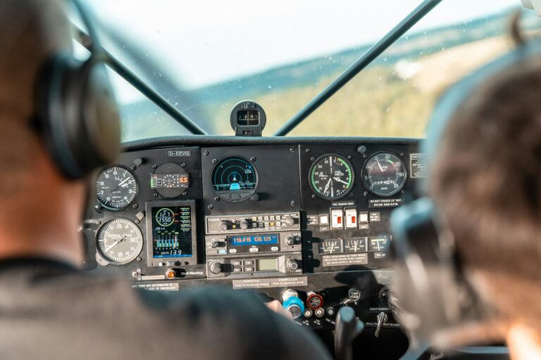 Why Pilots Still Use Magnetic Compasses Today