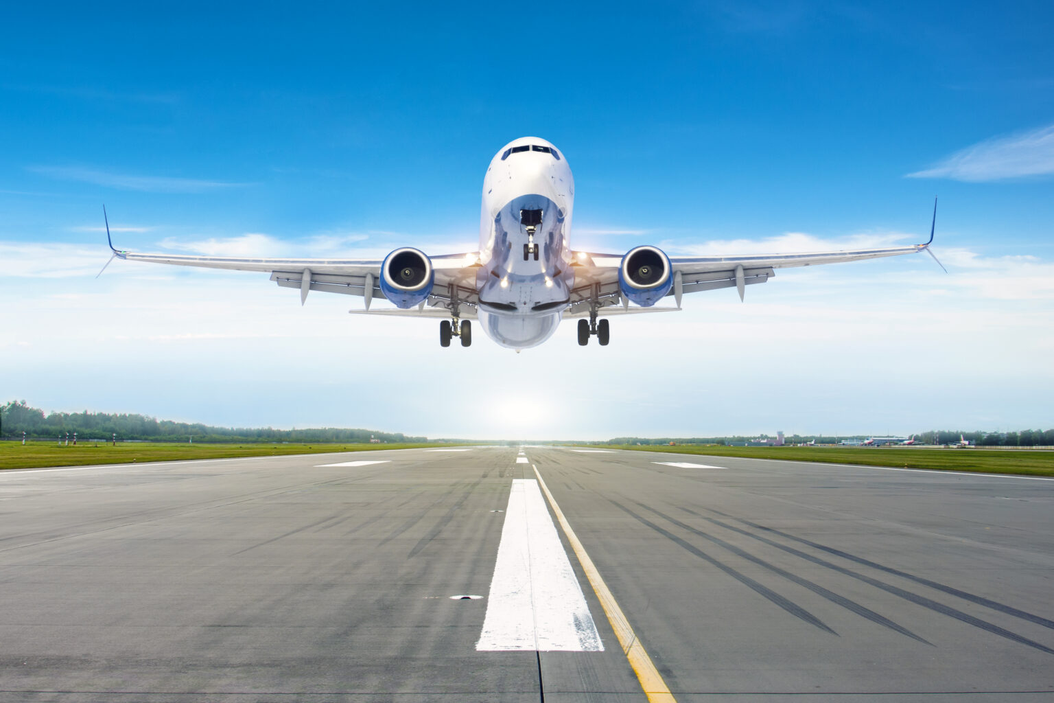 How Do Airplanes Fly? Lift, Thrust, and the Physics Explained Simply
